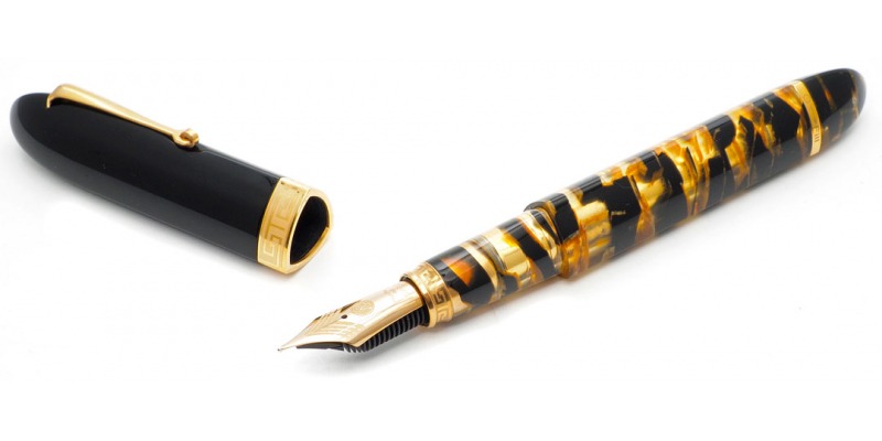 アルマンドシモーニクラブ 限定生産品 トリアンゴロ ブラックルーセンス セルロイド 万年筆 ASC Triangolo Black ...